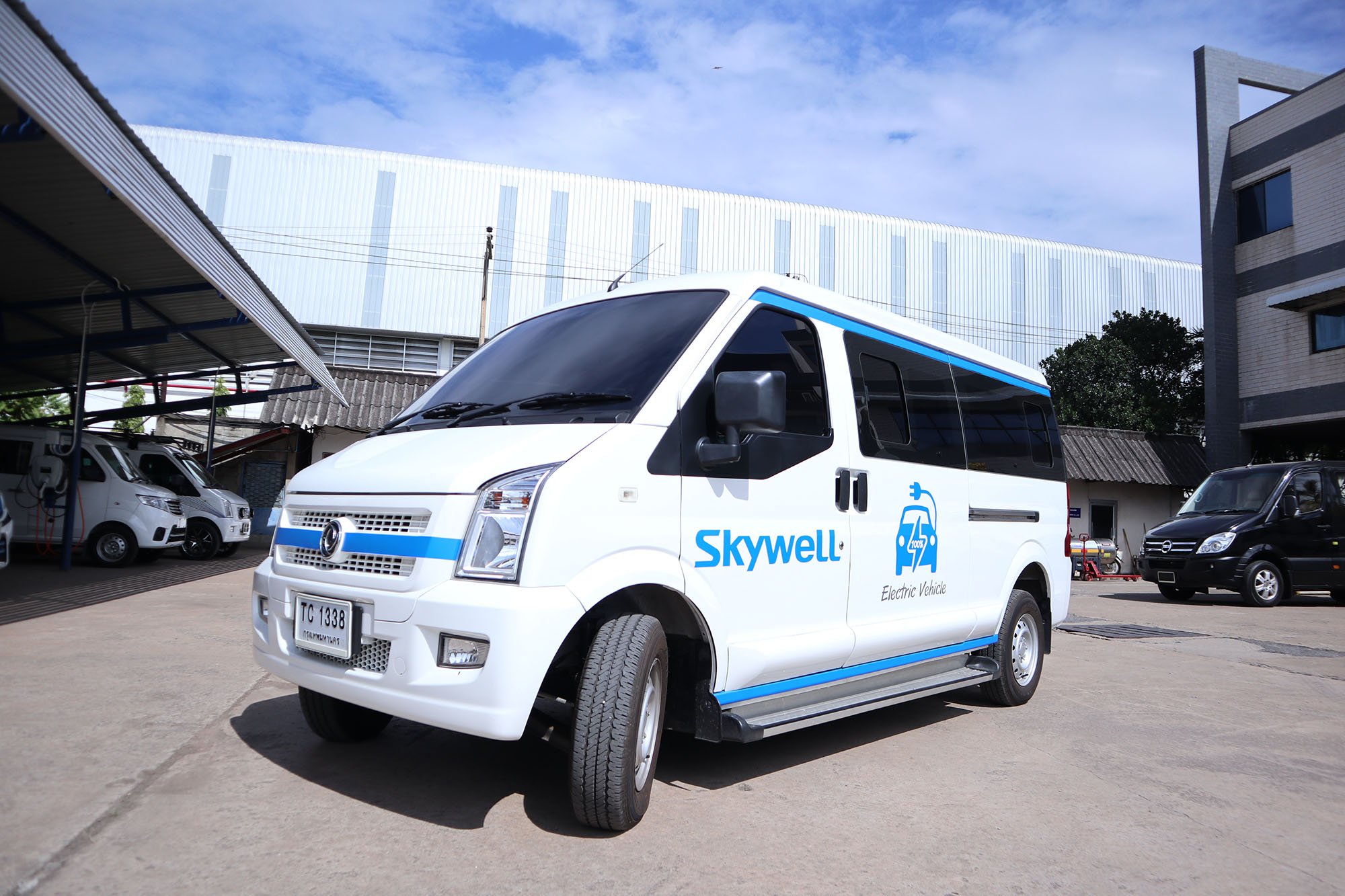 INTER EXPRESS LOGISTICS นำเทคโนโลยี "รถไฟฟ้า" มาทดสอบใช้งานจริงในการ ...